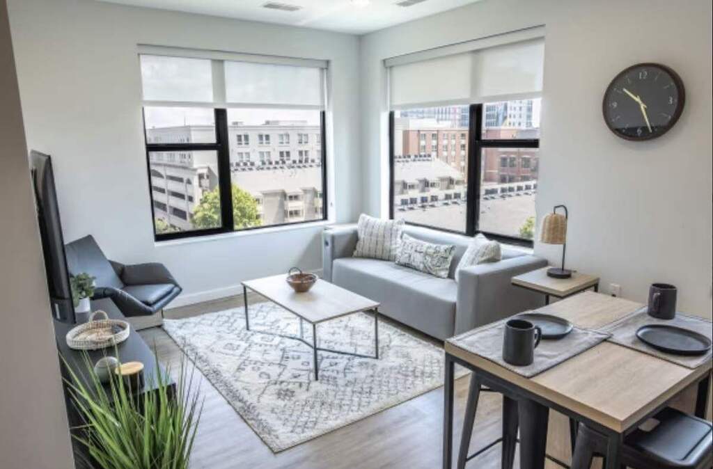 UIUC 23 Summer 1B1B 转租 - 房源 - Niwenn