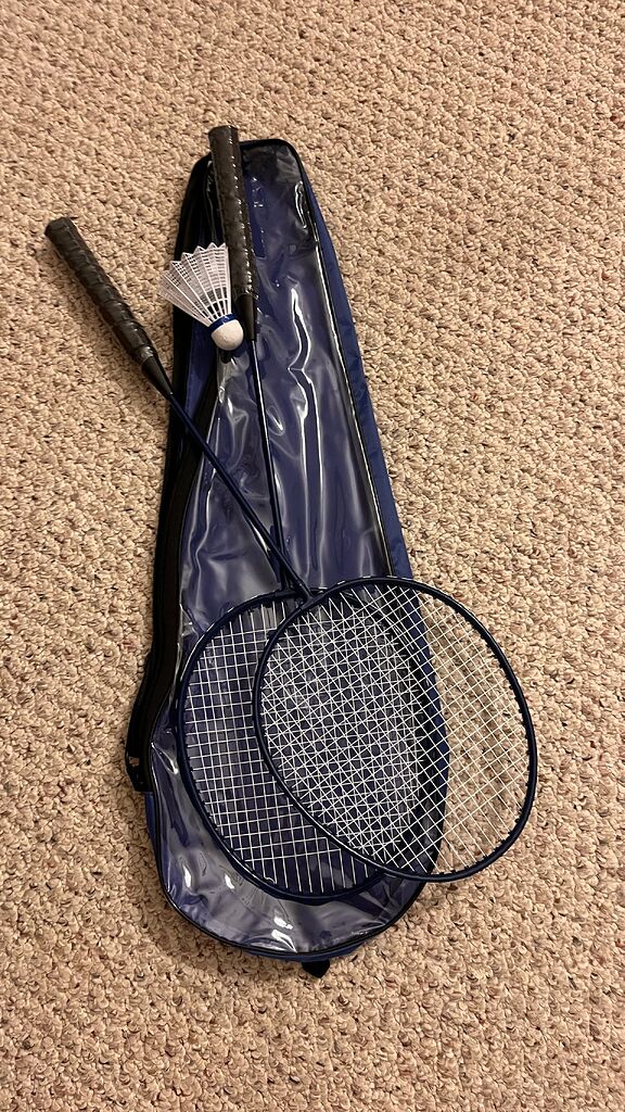 两个全新羽毛球拍15刀 - 二手市场 - Niwenn