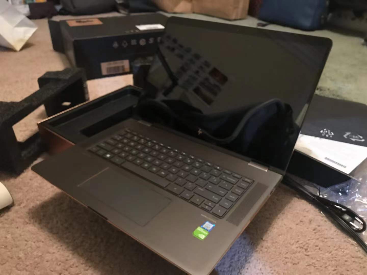 便宜出售二手HP Spectre X360 - 二手市场 - Niwenn