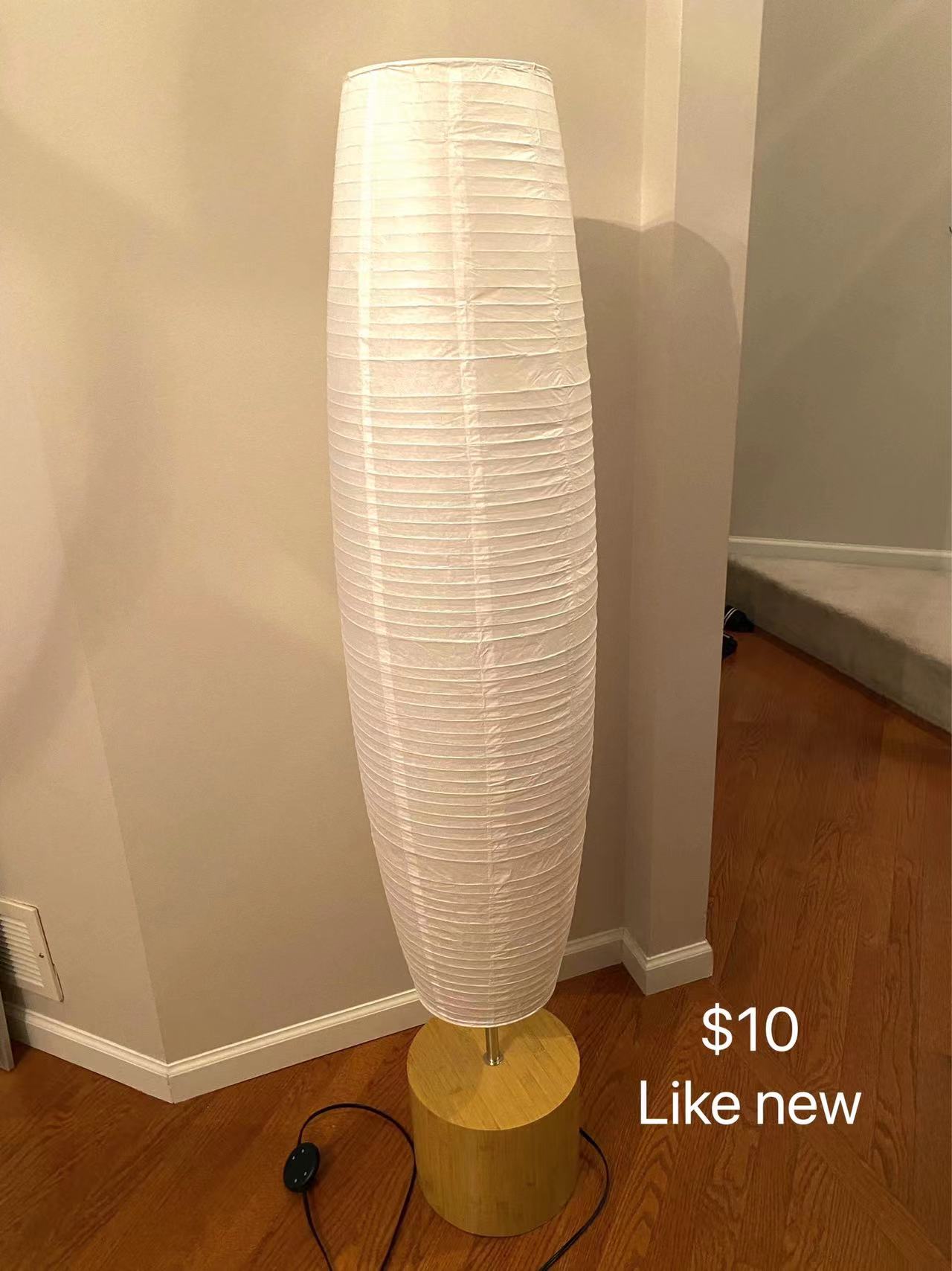 出台灯~10刀 - 二手市场 - Niwenn