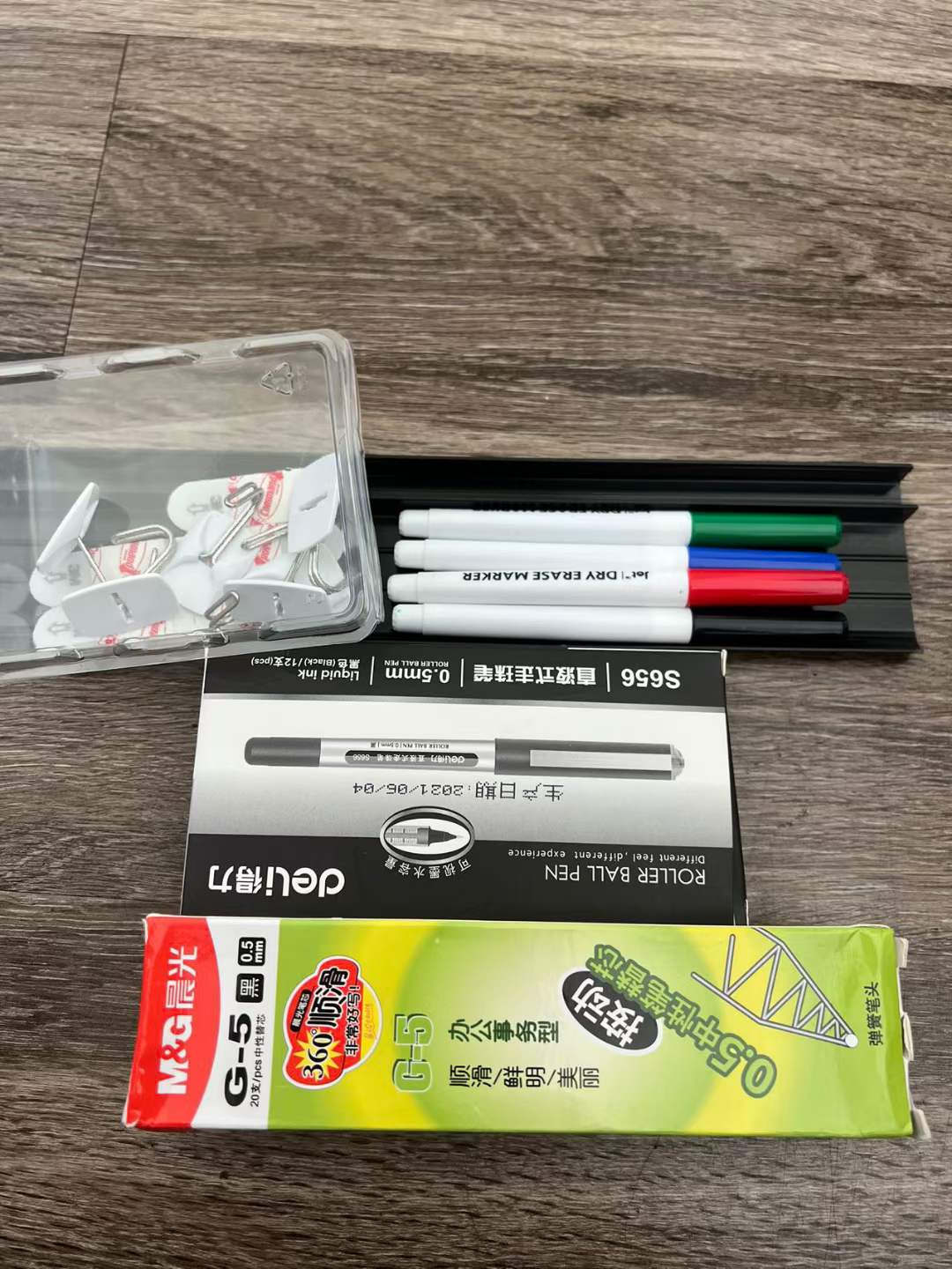 出staples买的磁性白板、强力挂钩和马克笔 - 二手市场 - Niwenn