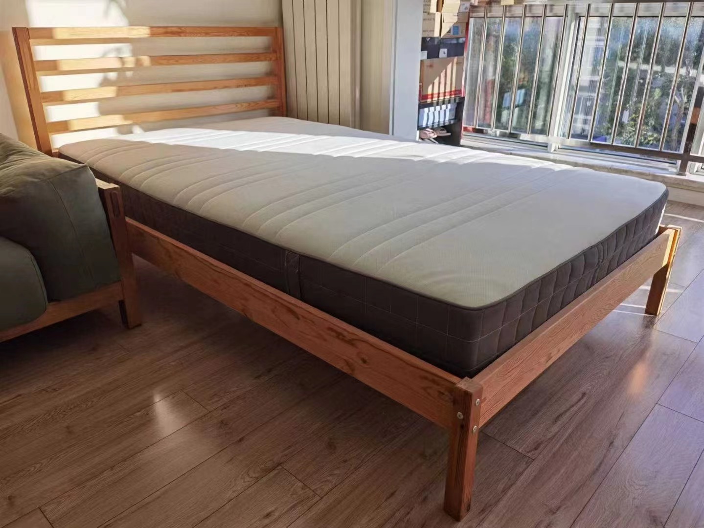 出售二手床垫，twin size床垫9成新 - 二手市场 - Niwenn